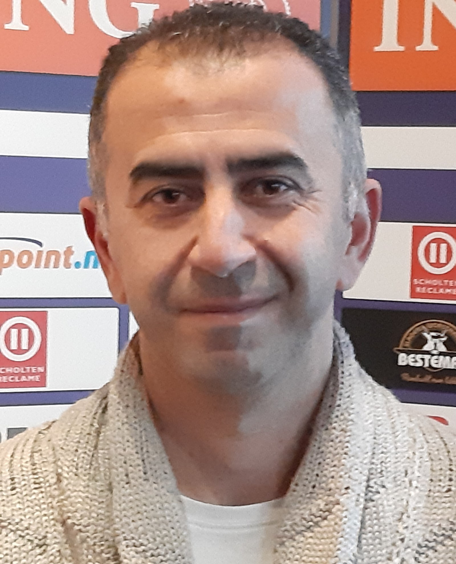 Bekir Topcu nieuwe penningmeester - R.K.V.V. DEM