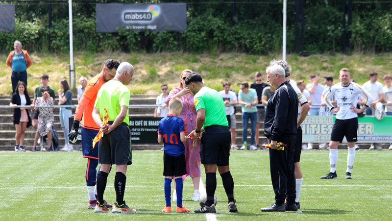 WDZ GRIJPT LAATSTE STROHALM, MAAR DE OVERWINNING IS NIET VOLDOENDE - WDZite