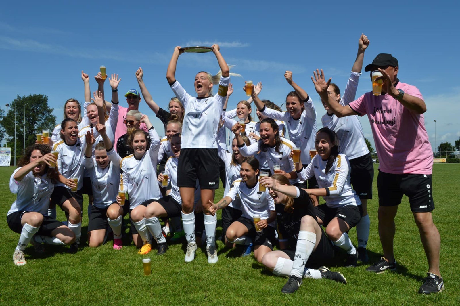 WDZ VROUWEN KAMPIOEN! - WDZite