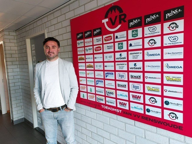 Yunus Ozcan nieuwe trainer Renswoude 2 - v.v. Renswoude