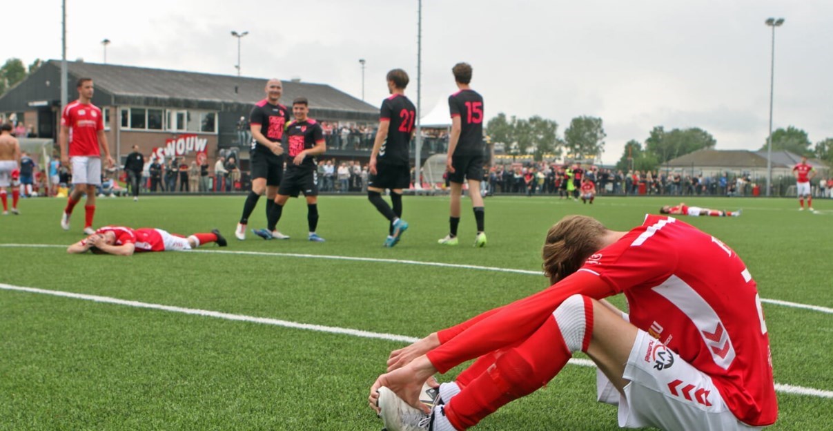 Renswoude redt het weer niet om kampioen te worden en moet nu de ...