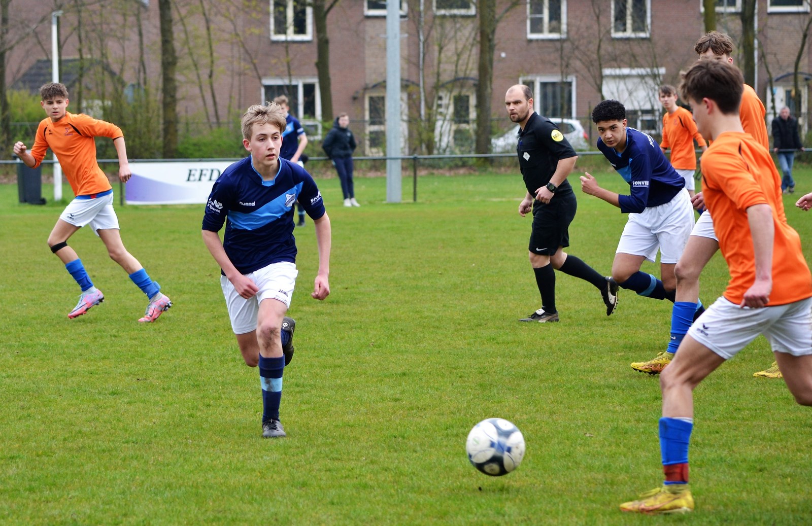 Onder 17 naar halve finale voor de beker na winst tegen Mierlo Hout 4-2 ...