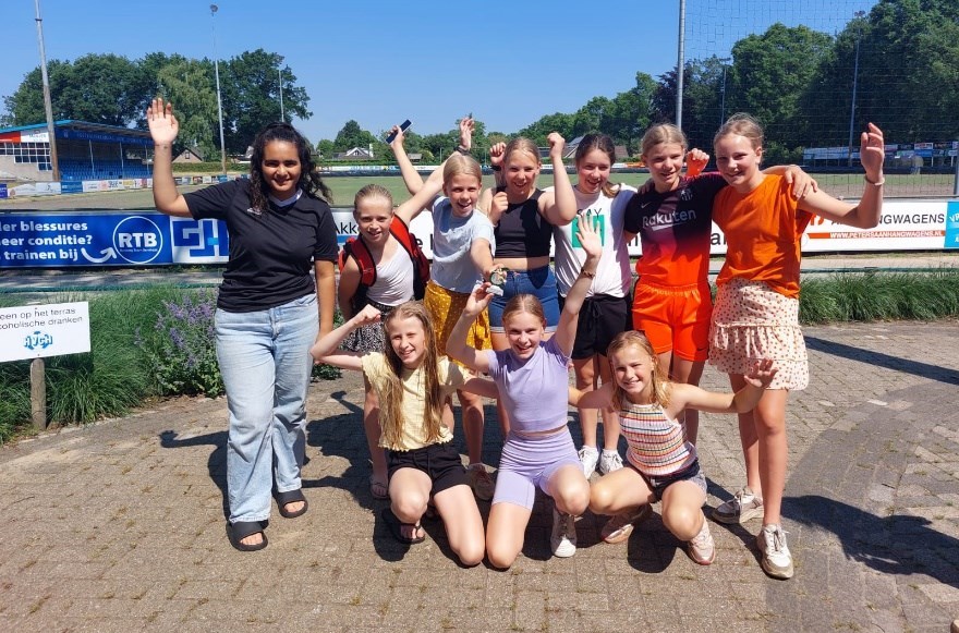 RHODE MO13-2 wint 1e editie Final League! - Rhode.nl