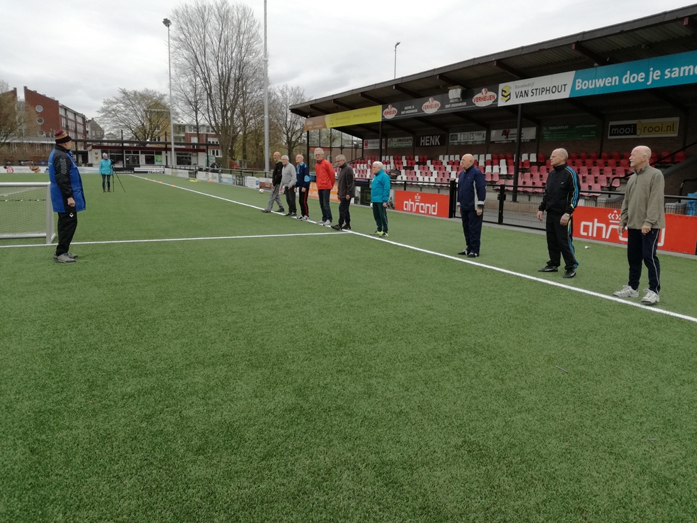 Zomerstop Wandel Voetbal / Walking Football - Rhode.nl