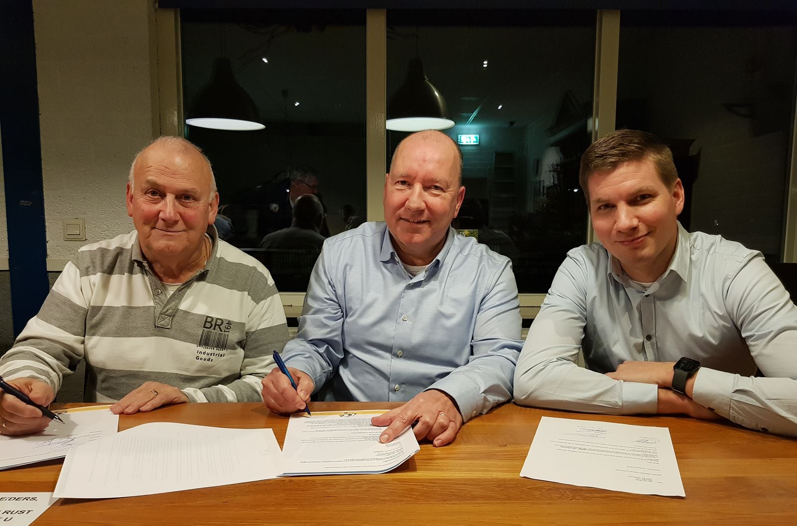 Meer tekennieuws: Patrick Oomen en Ben van Rooy verlengen - RKVVO