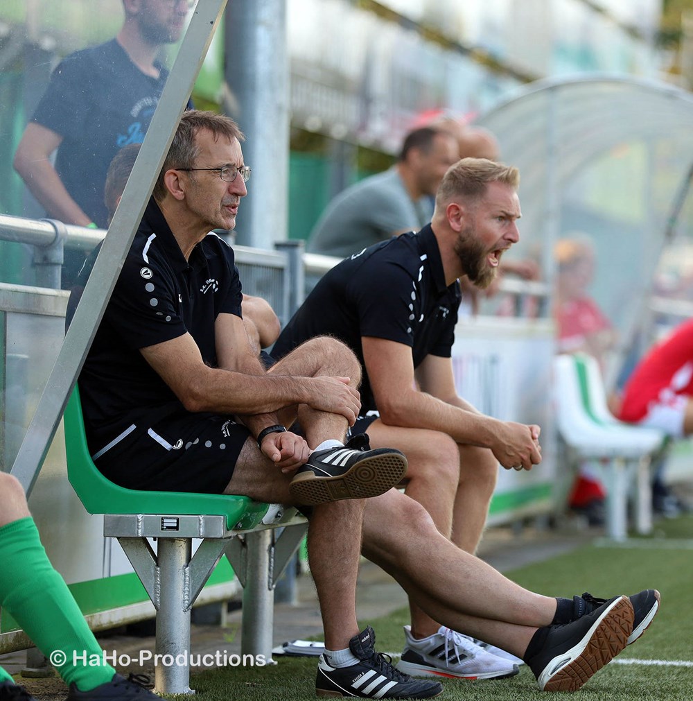 WILLEM JAN TALSMA TEKENT VOOR DERDE SEIZOEN SC ROUVEEN
