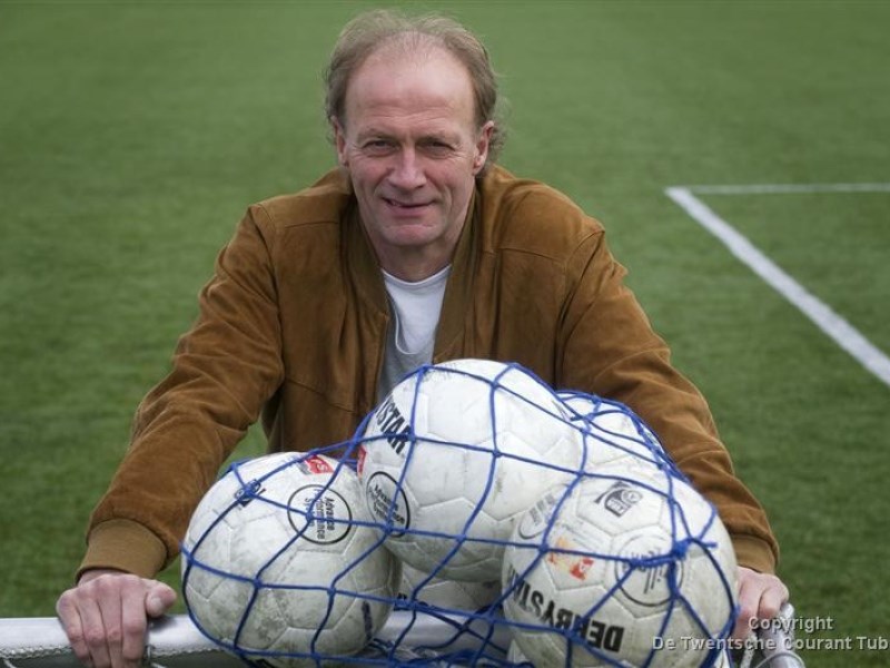 Gerard Bos verlengt contract - SDC '12
