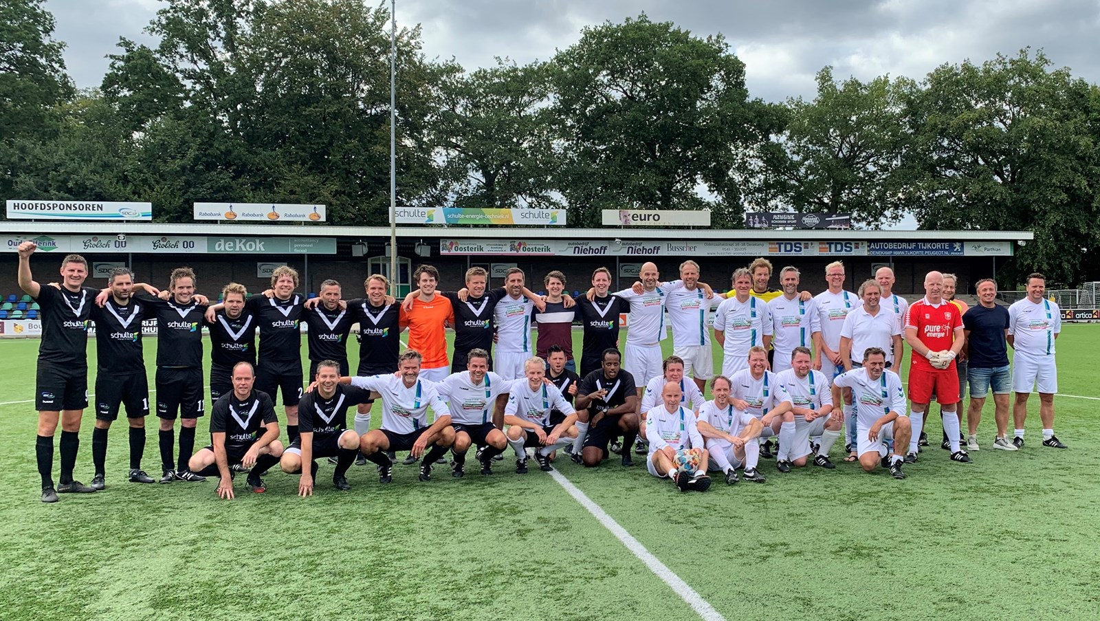 SDC’12 Zondag 3 neemt afscheid van drietal “veteranen” - SDC '12