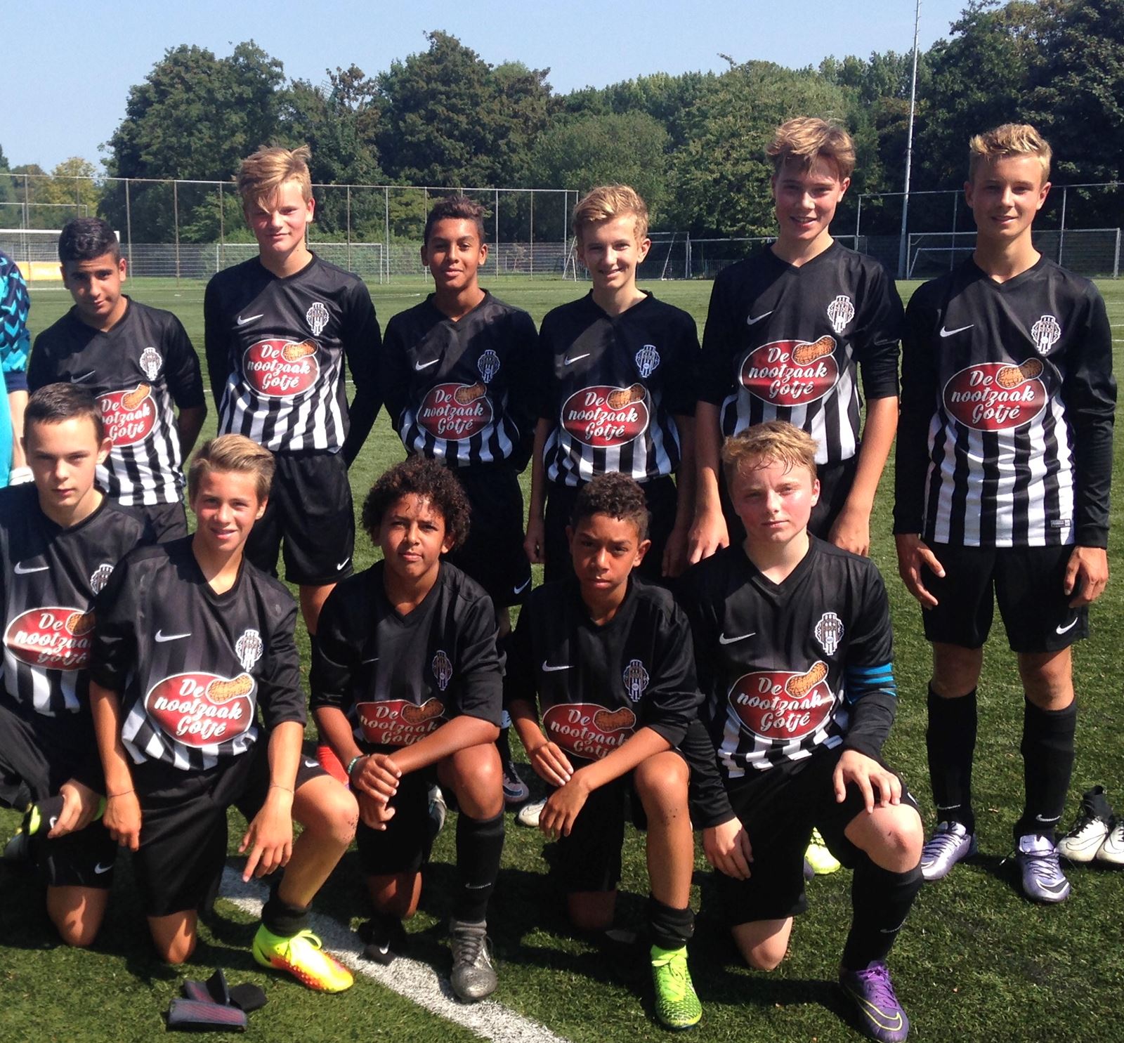 Nike SDZ tenue vanaf aankomend seizoen verplicht voor alle teams - AVV SDZ