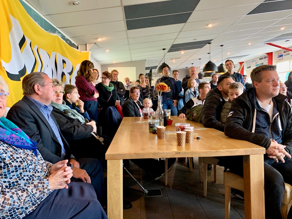 Kick-off voetbalplaatjesactie SIOL - Jumbo Cuijk groot succes - SIOL ...