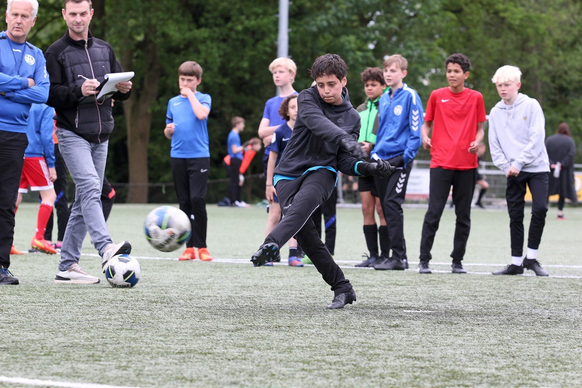 Spannende Willem Jan van Roekel-penaltybokaal 2023 bij SKV - SKV