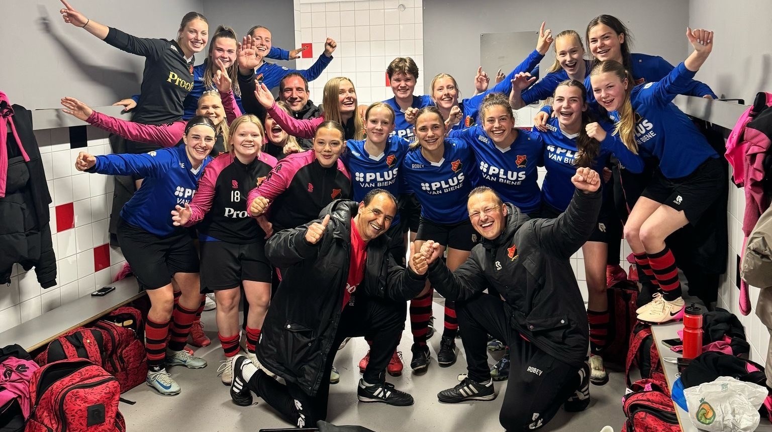 SSS MO17-1 naar finale van de Rijnmond Cup! - SSS Klaaswaal