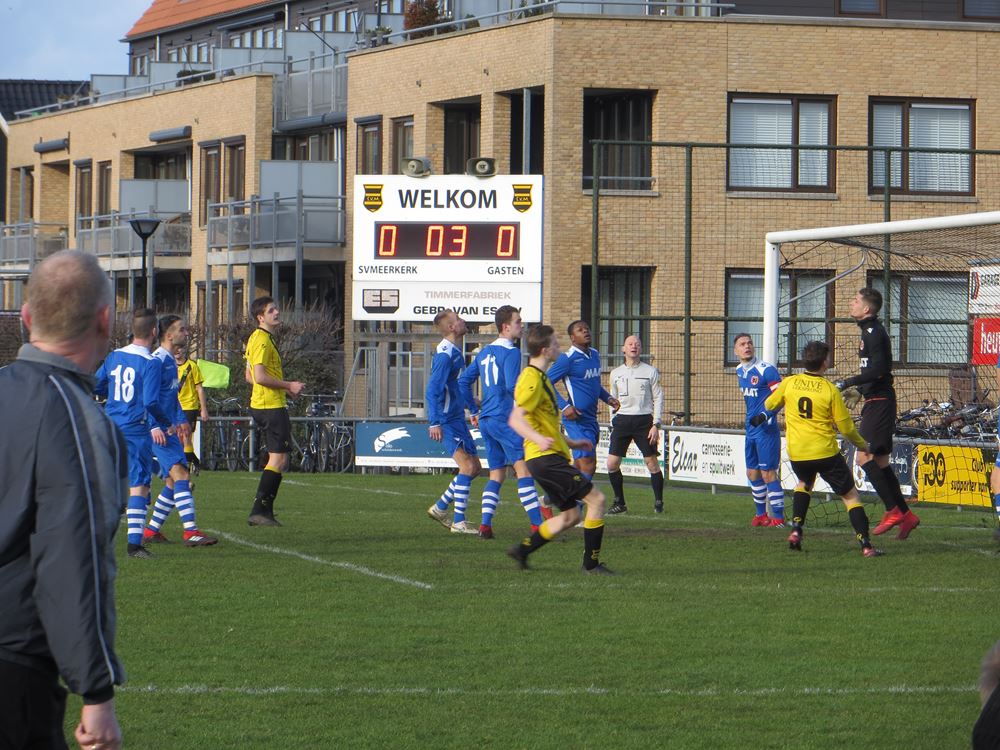 Verliezend SV Meerkerk ziet Alblasserdam afstand nemen - SV Meerkerk