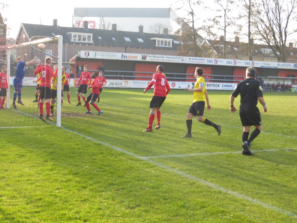 Verlies voor Meerkerk op bezoek bij de Zwerver - SV Meerkerk