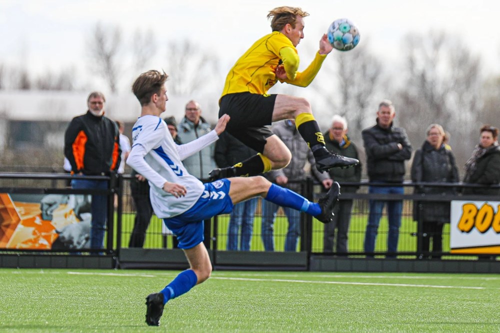 Meerkerk en Arkel schieten weinig op met 2-2 gelijkspel - SV Meerkerk