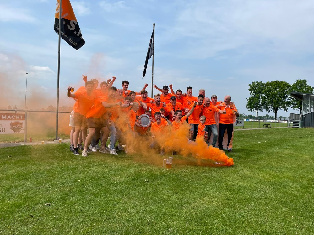 SVSH 2 KAMPIOEN - Sport vereniging Someren-Heide