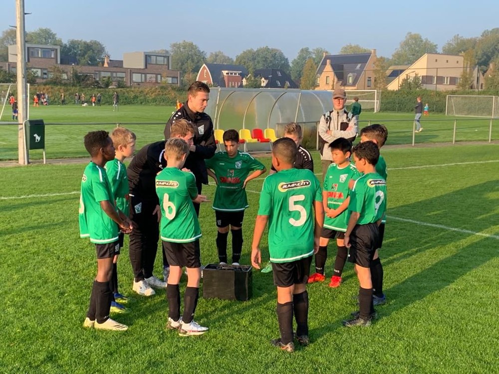 SVW J011-1 kampioen, 1e fase - SVW '27