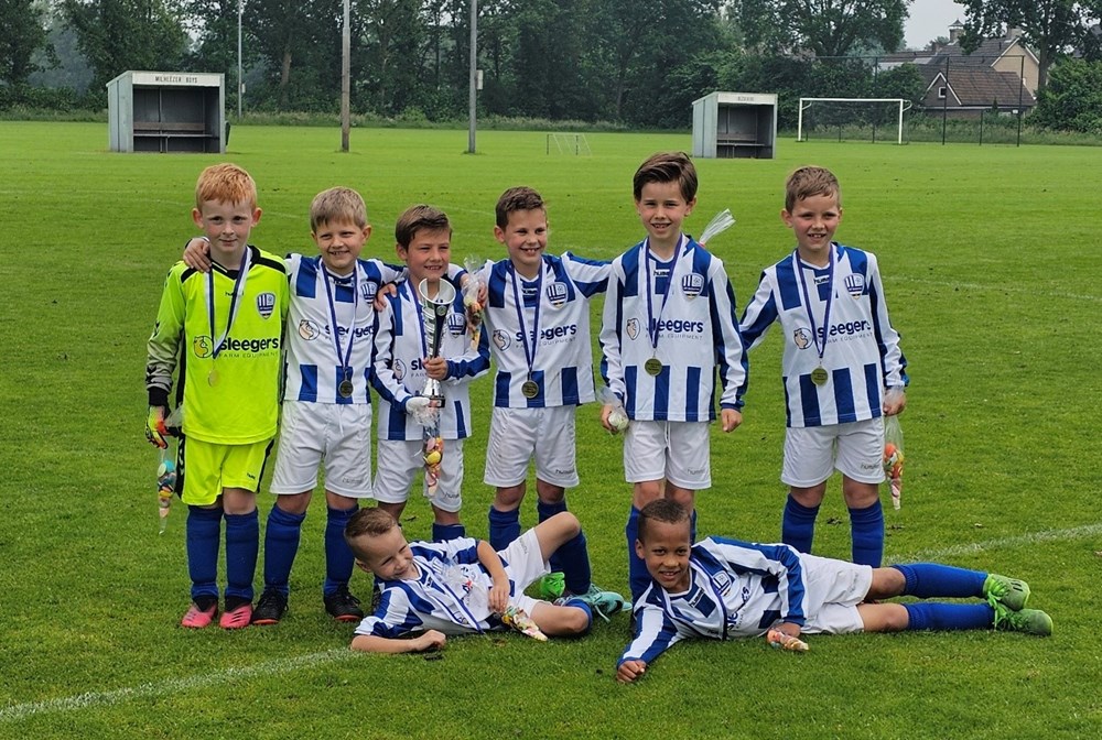 JO8-4 kampioen! - SV Someren