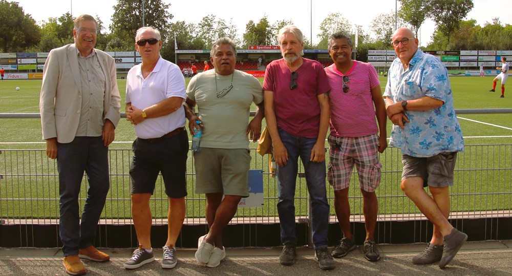 "Oude knarren" bezoeken Sportlust '46 - Sportlust '46