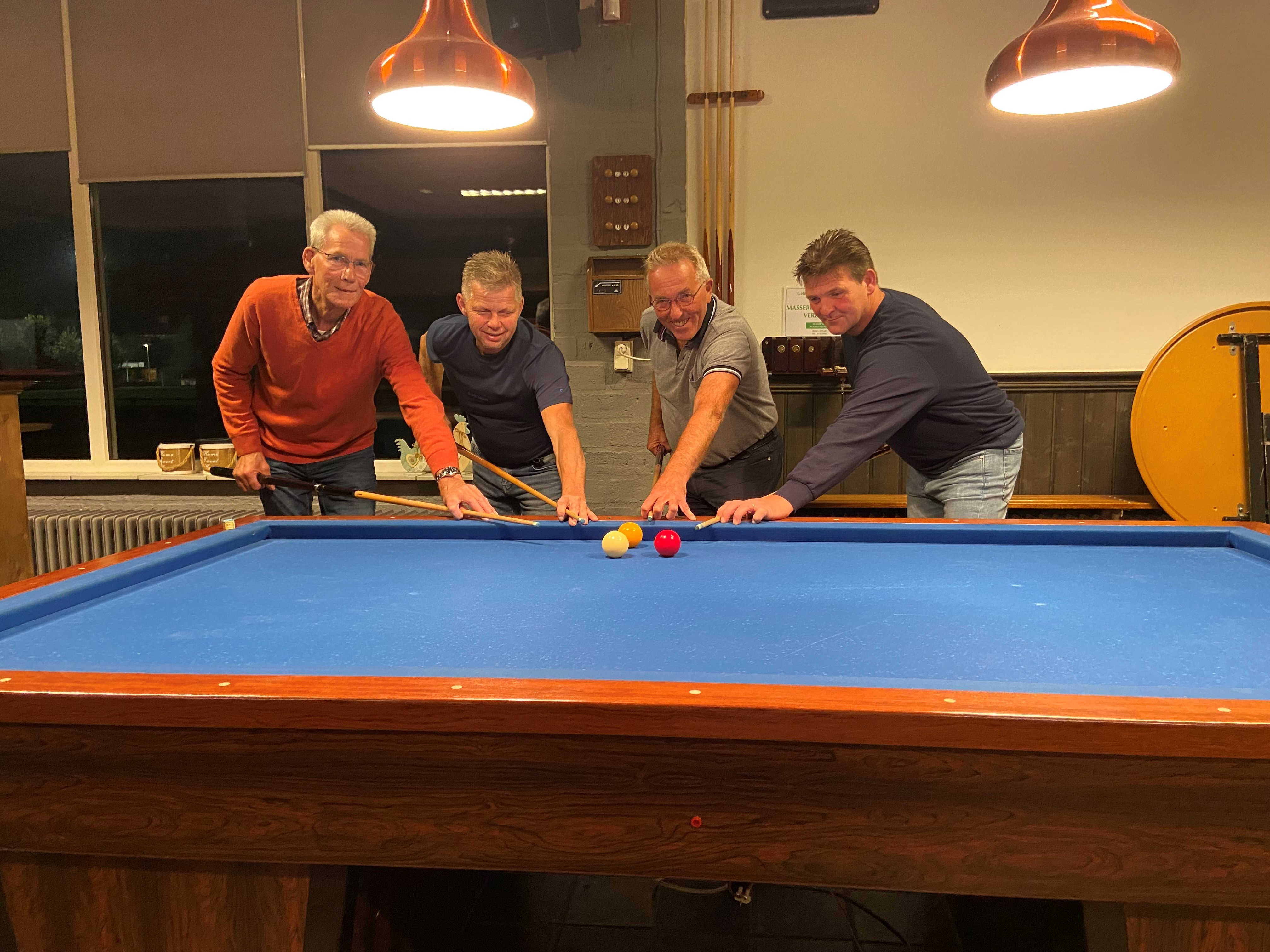 Biljarten FC Surhústerfean - FC Surhústerfean