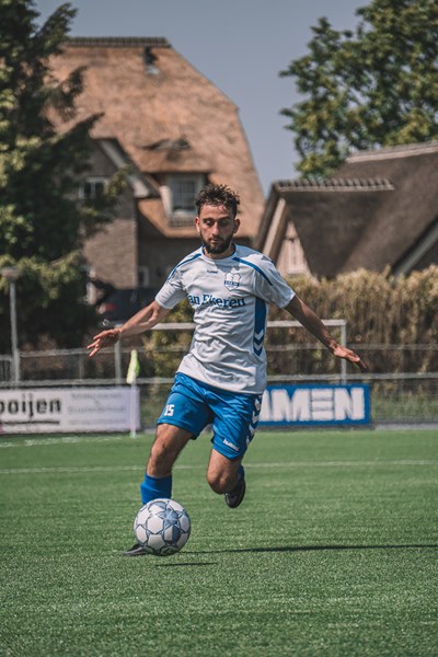 SVS'ers Looijen en Meha zorgen voor doelpuntenfestijn tegen Rhelico - S ...