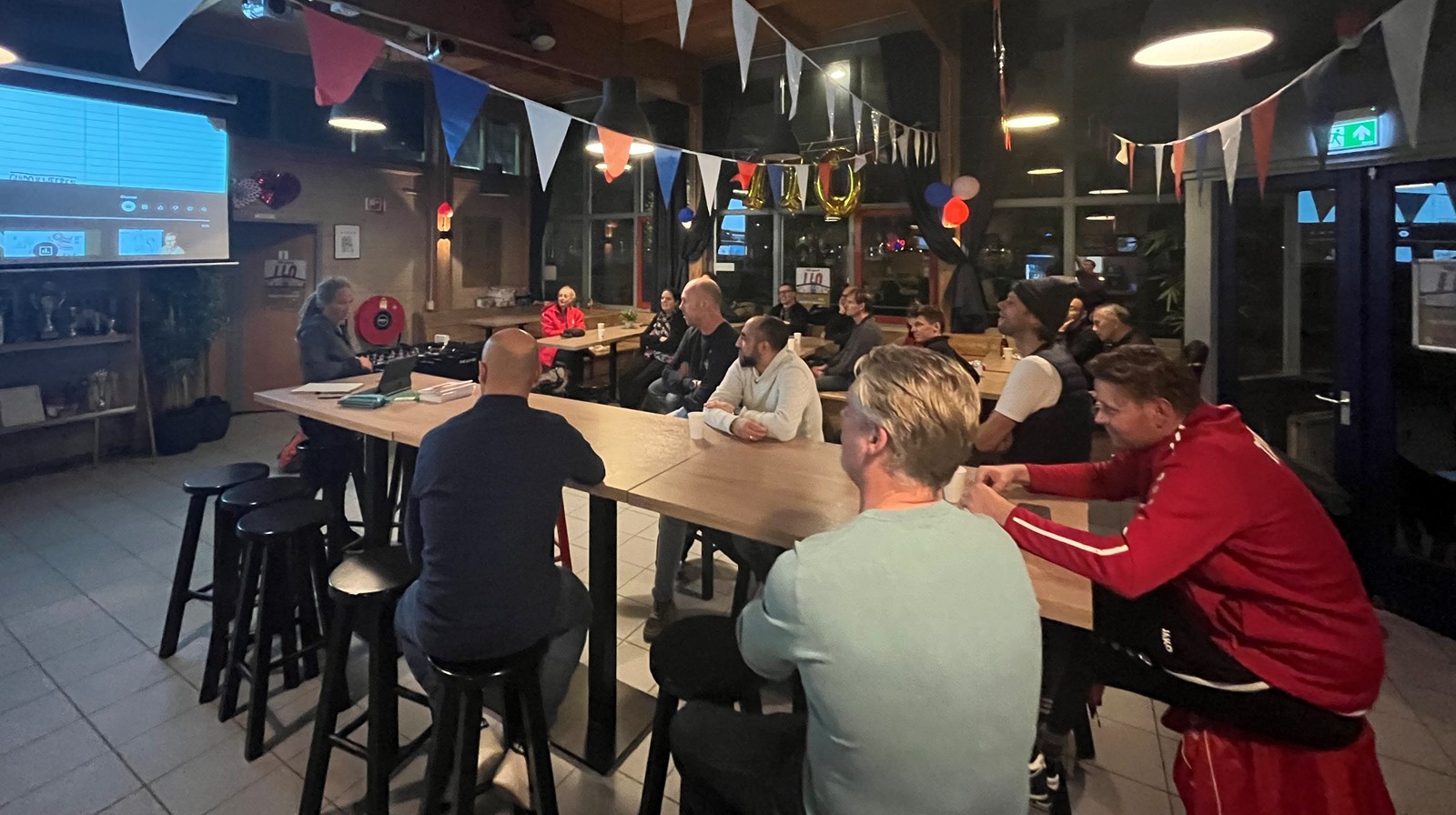 Een geslaagde vrijdagavond! - TOS-Actief