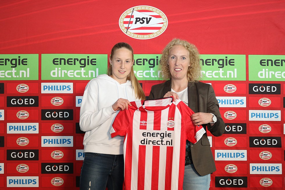 Dana Foederer tekent bij PSV Vrouwen - UNA