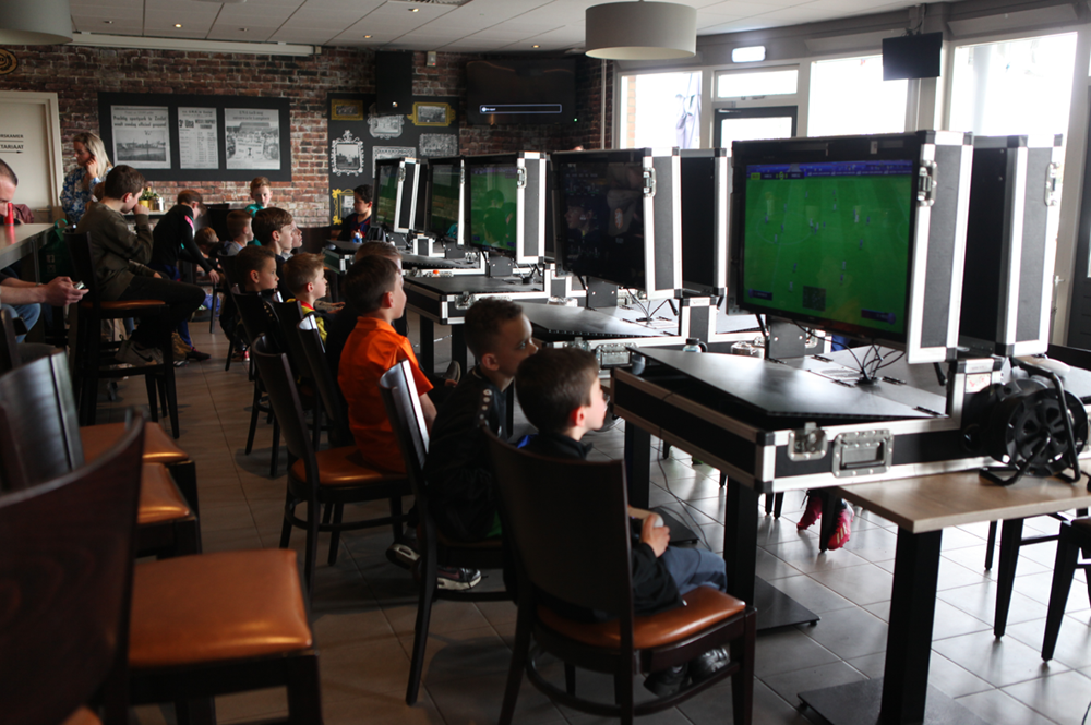 Sven Hendriks winnaar FIFA Skillgames - UNA