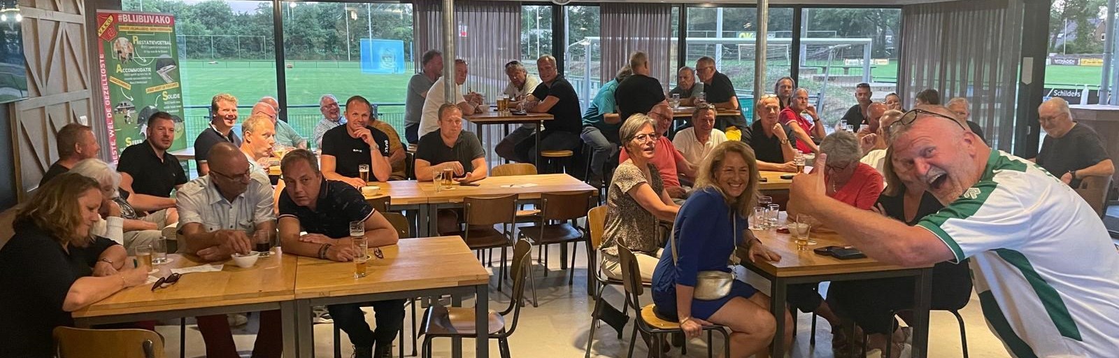 Avond vol vertier voor de Cv100 - VAKO voetbal te Vries: Welkom