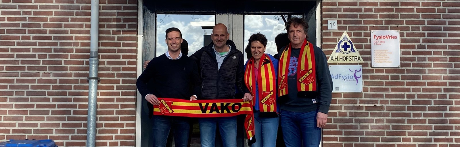 VAKO en Fysio Vries breiden samenwerking uit - VAKO voetbal te Vries ...