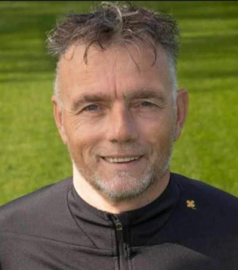 In Memoriam Henk Mulder - VAKO voetbal te Vries: Welkom