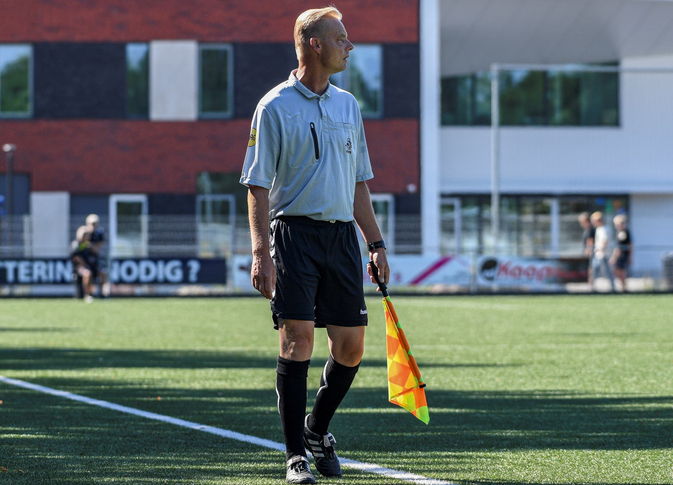 Informatieavond assistent-scheidsrechter/grensrechter in de kantine van ...