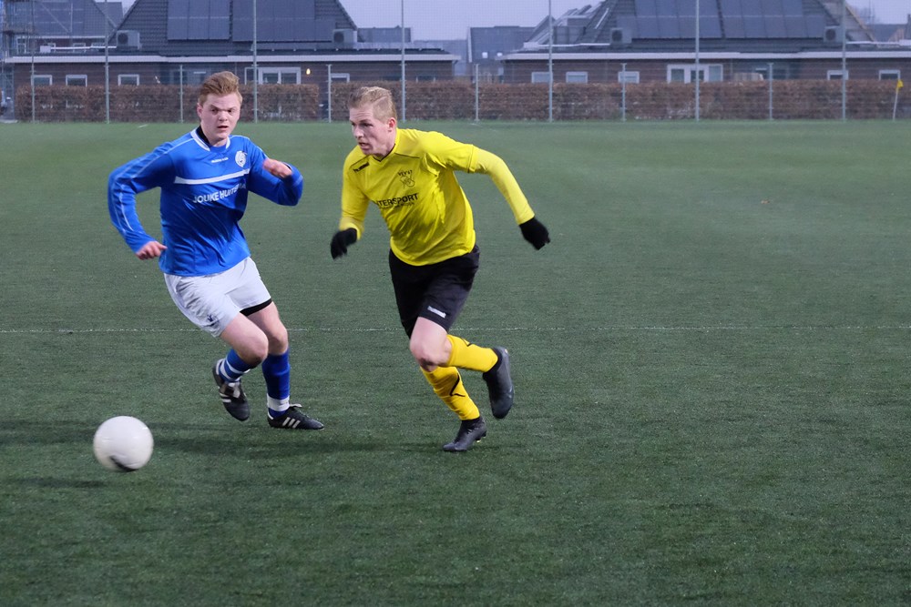 VEV’67 begint met ruime overwinning - VEV'67