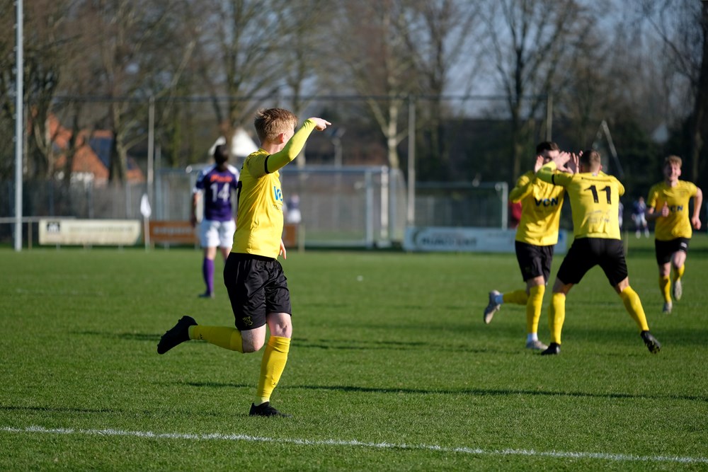 VEV’67 pakt de winst dankzij een goeie tweede helft - VEV'67