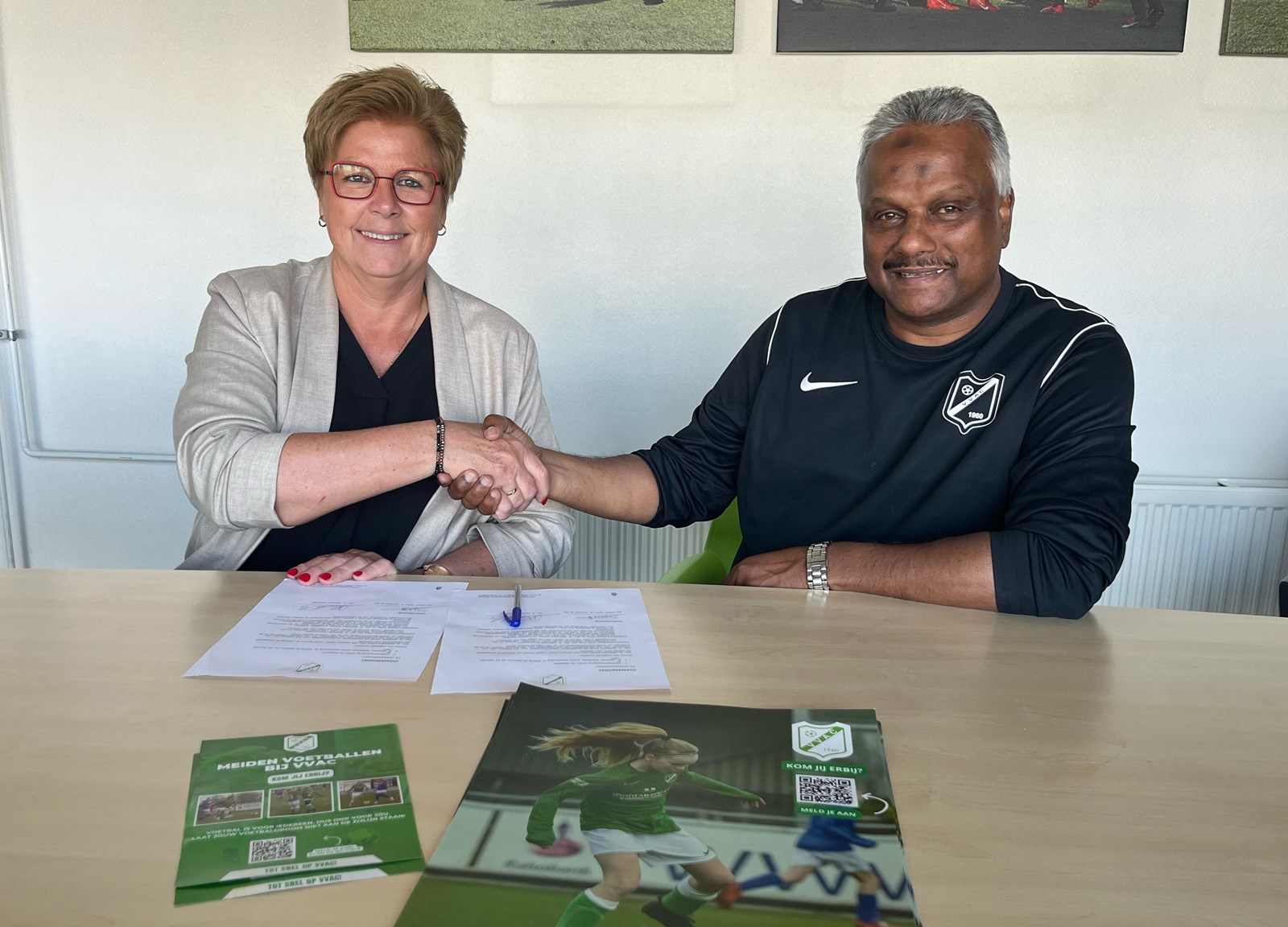 Rakieb Nabibaks ook volgend seizoen onze vrouwentrainer - VVAC