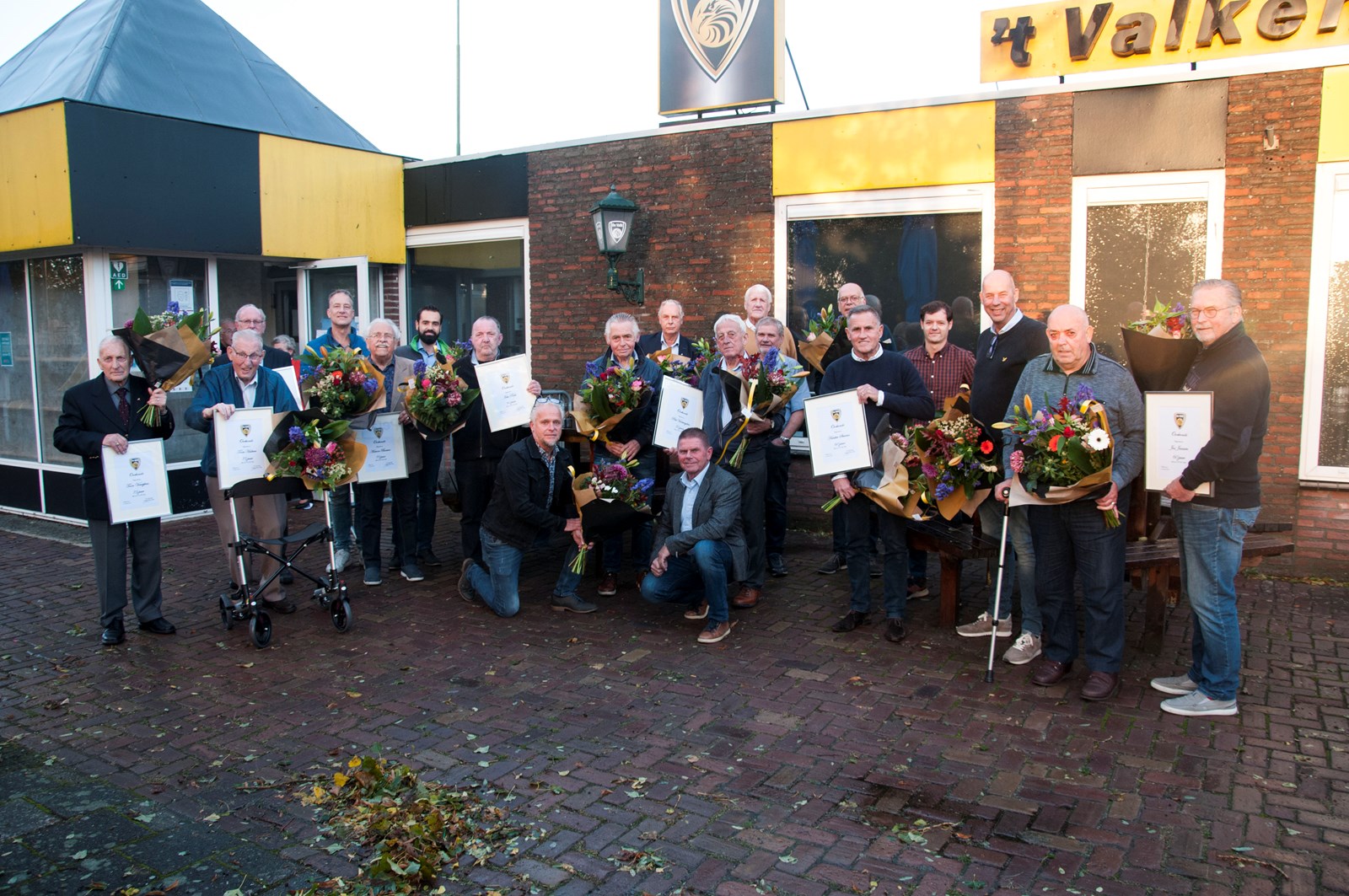 De Valk huldigt jubilarissen - https://www.vvdevalk.nl/