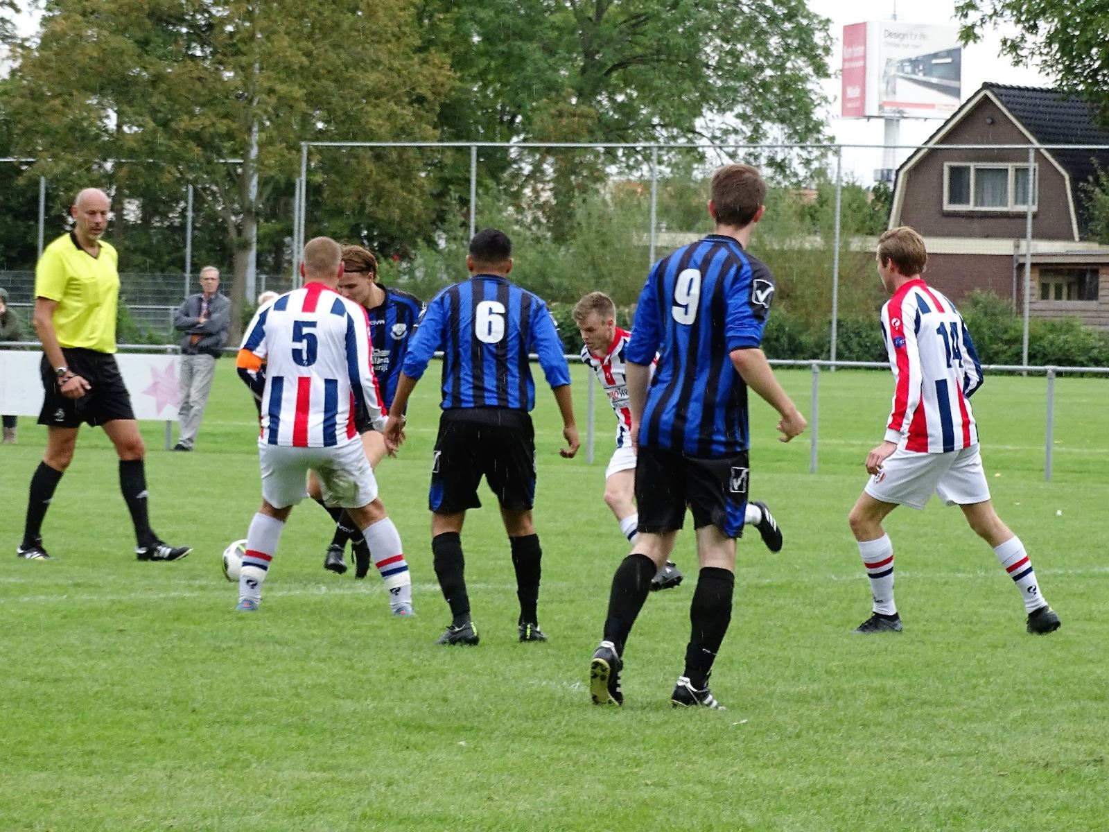 Vriendenschaar verslaat Vianen met 0-3 - C.V.V. Vriendenschaar