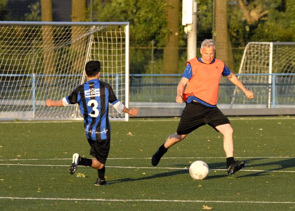 6-6 gelijkspel voor G-team tegen veteranen - C.V.V. Vriendenschaar