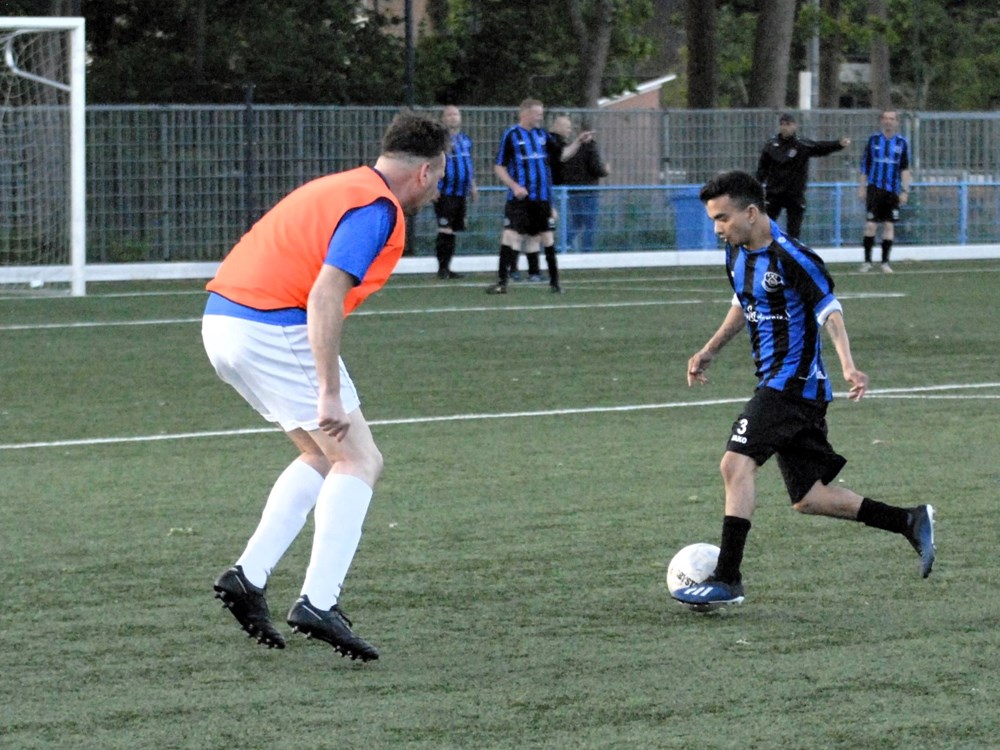 6-6 gelijkspel voor G-team tegen veteranen - C.V.V. Vriendenschaar