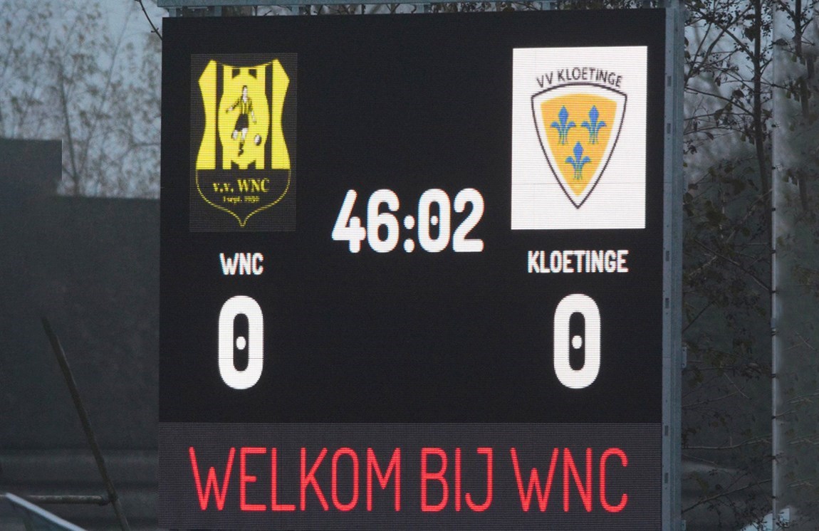 Nieuw scorebord geplaatst bij WNC - v.v. WNC