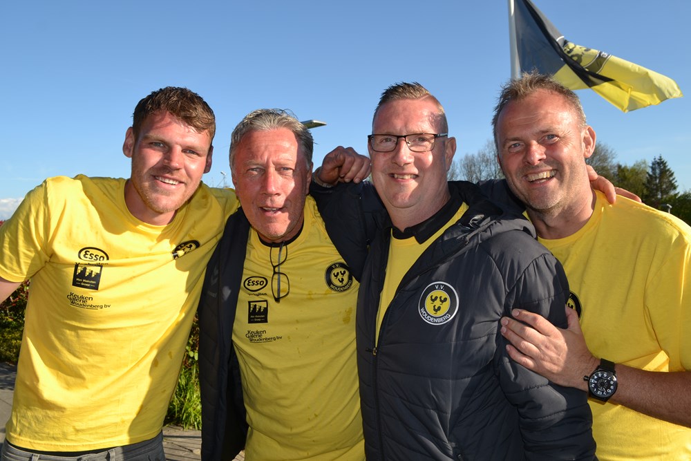 Woudenberg kampioen na ombuigen 2-0 achterstand naar 2-4 overwinning ...