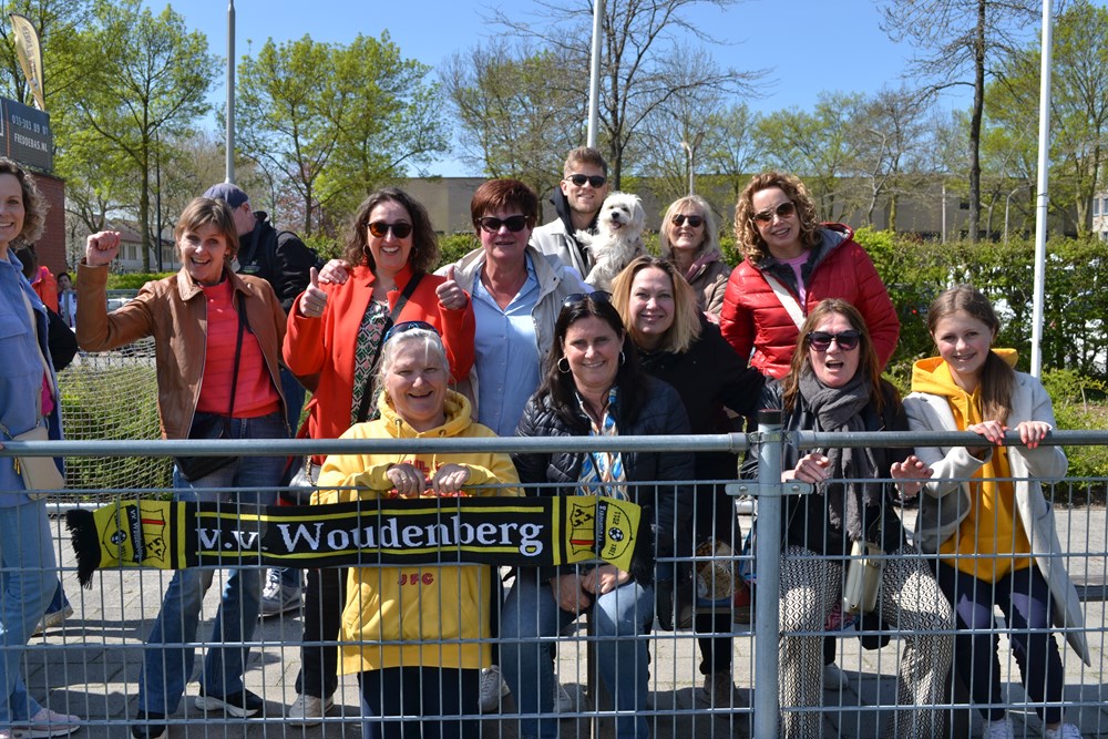 Woudenberg kampioen na ombuigen 2-0 achterstand naar 2-4 overwinning ...