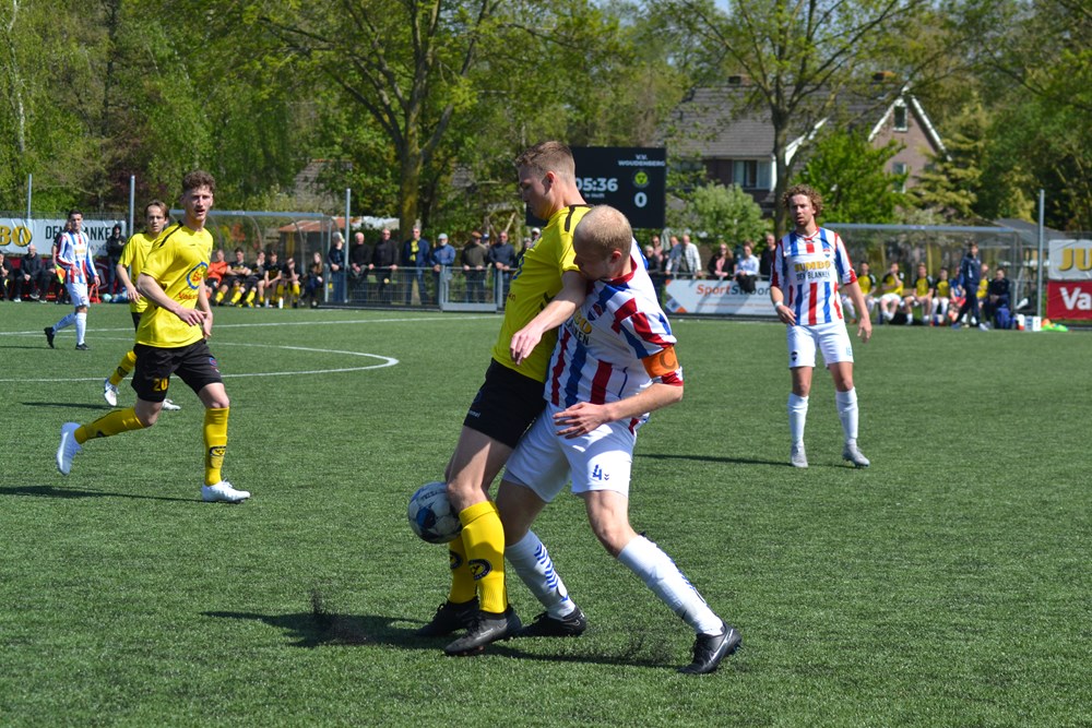 Woudenberg kampioen na ombuigen 2-0 achterstand naar 2-4 overwinning ...