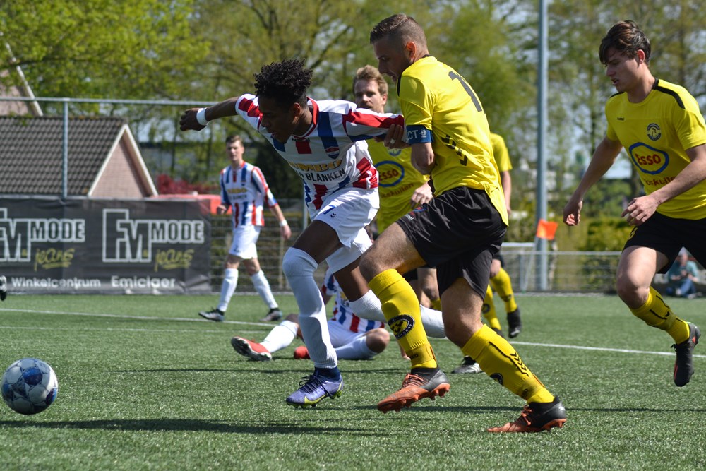 Woudenberg kampioen na ombuigen 2-0 achterstand naar 2-4 overwinning ...