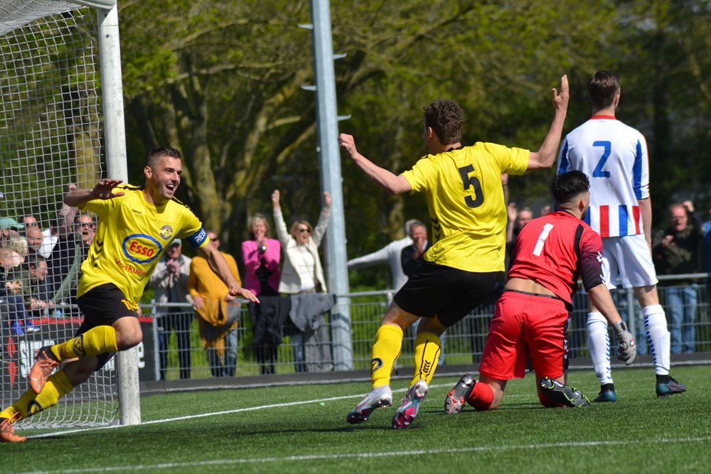 Woudenberg kampioen na ombuigen 2-0 achterstand naar 2-4 overwinning ...