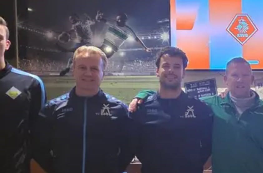 Jeugdtrainers Sander Bestevaar en Timo Buitenweg halen VC1 diploma - VV ZOB