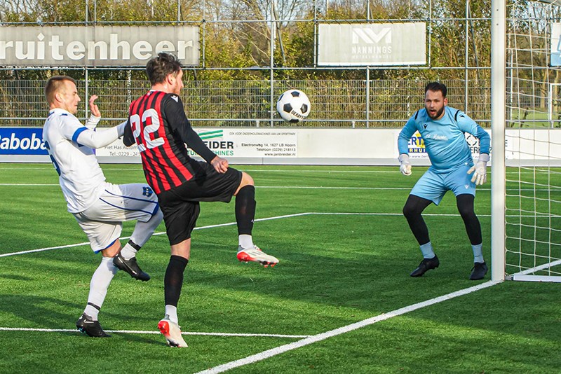 Zwaluwen’30 verspeelt 3 punten in “ren-je-rot”-wedstrijd tegen ...