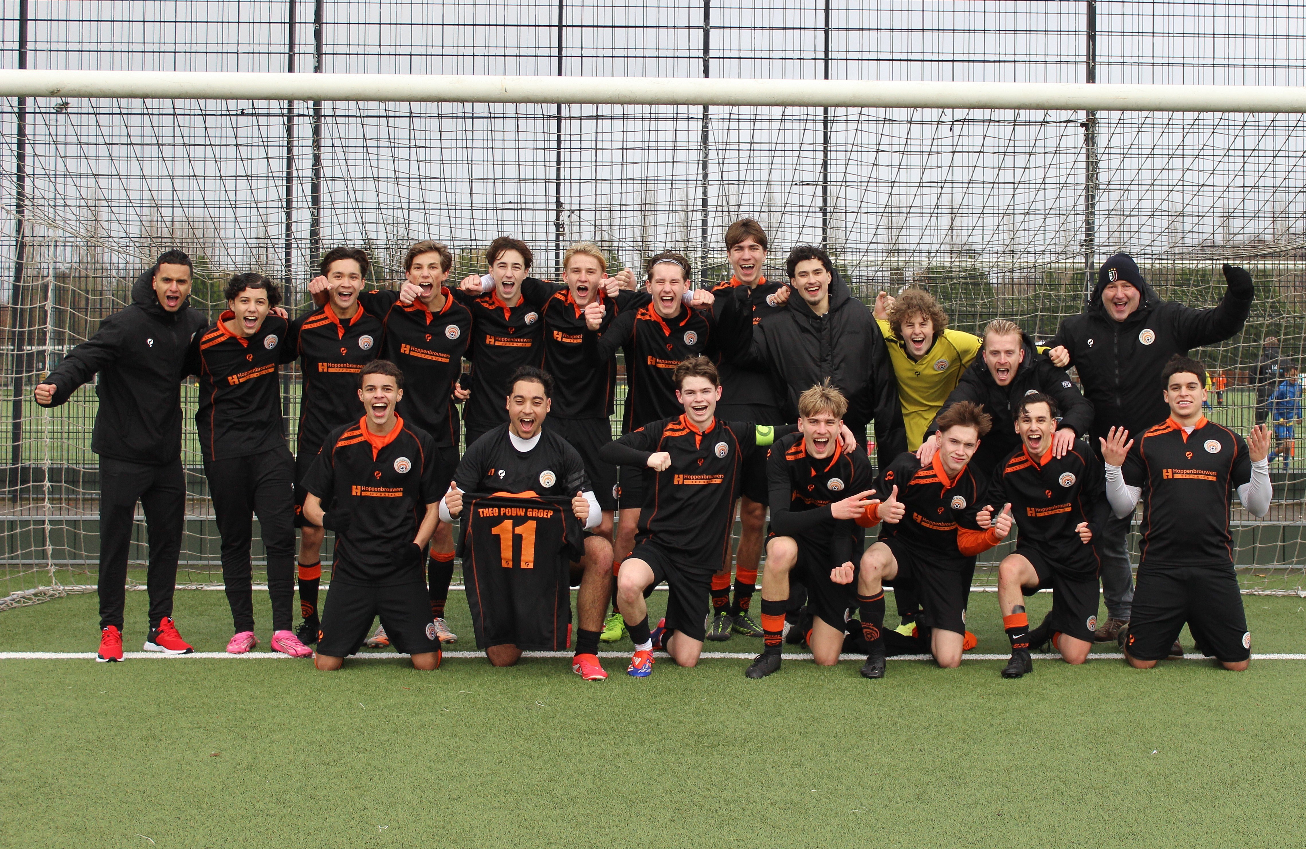 De Meern JO19-1 flikt het: dé winterkampioen!