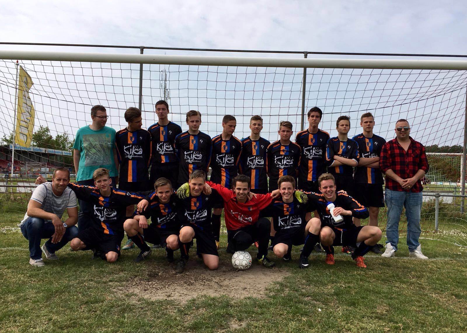 v.v. Pernis B1 kampioen bij WFB - vvpernis